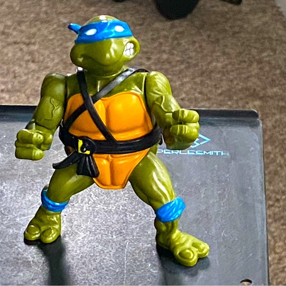 Mirage Studios | Toys | Leonardo Tmnt 988 Teenage Mutant Ninja Turtles ...